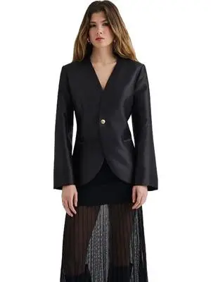 MALINA Nori Fitted Heavy Satin Blazer - Black