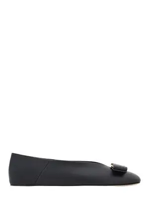 FERRAGAMO Vanna Leather Ballerina Flats - Black