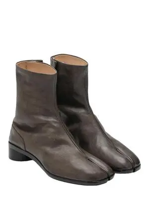 MAISON MARGIELA Tabi Ankle Boots - Brown