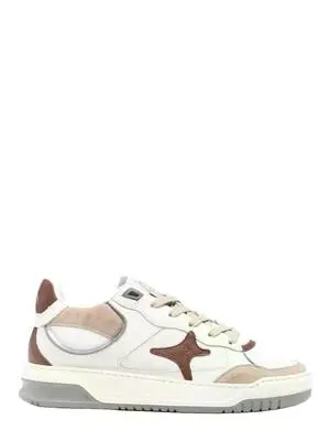 AMA-BRAND Star-detail Sneakers - White