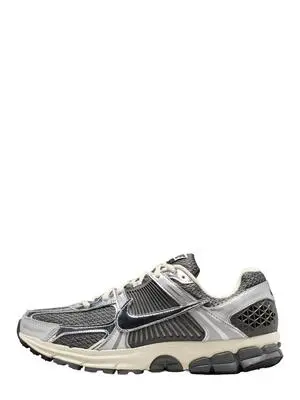 Nike Zoom Vomero 5 Athletic Sneakers - Grey