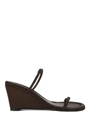 ST. AGNI Petit Belt Detail Wedge Sandal - Mocha