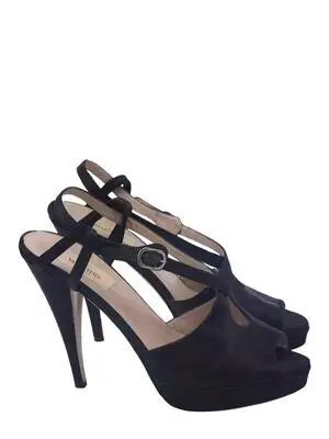 Valentino Garavani Cross-strap Heeled Sandals - Black
