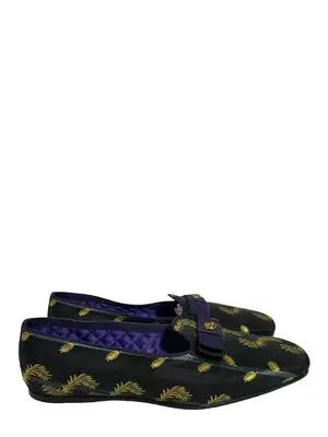 Gucci Embroidered Upper Loafers - Black