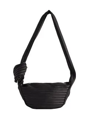 Issey Miyake Linear Knit Shoulder Bag - Black