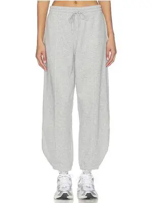 Beyond Yoga Luxefleece Barrel Sweatpant - Light Heather Gray