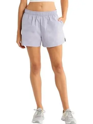 On 3-inch Core Running Shorts - Lilac