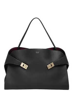 FERRAGAMO Large Hug Shoulder Bag - Nero