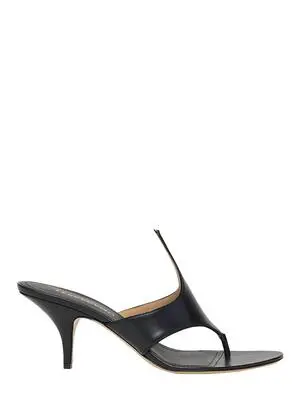 FERRAGAMO Lyrai Leather Sandals Nero