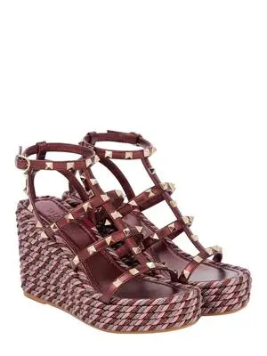 Valentino Garavani Rockstud 95 Leather Espadrille Wedges - Burgundy