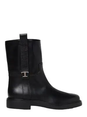 TOD'S Leather Boots - Black