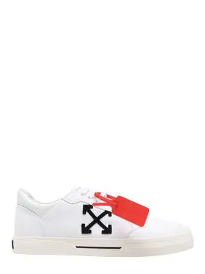 Off-White Off Vulc Low Top Sneakers - White/black