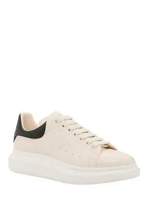Alexander McQueen Oversized Sneaker - Natural Black