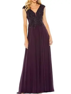 Mac Duggal Appliqued Bodice Flowy Gown - Aubergine