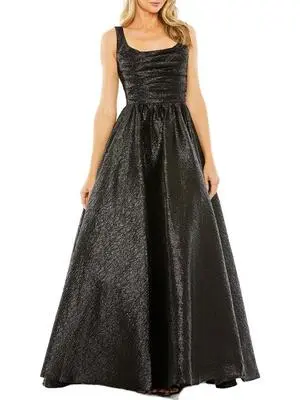 Mac Duggal Metallic Pleated Bodice Ballgown - Black