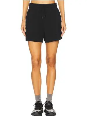 Varley Atrium High Rise Short 4.5 - Black