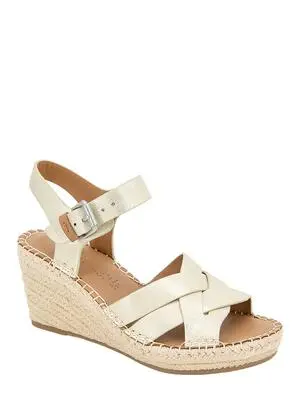 KENNETH COLE Caspian Wedge Sandals - Ice Leather