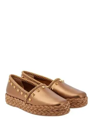 Valentino Garavani Rockstud Metallic Espadrilles - Gold