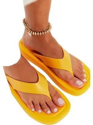 Jeffrey Campbell Darcie Platform Flip Flops - Daffodil