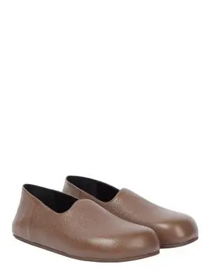 THE ROW Hugh Leather Slip-on Shoes - Brown