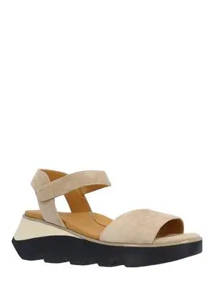L'AMOUR DES PIEDS L'Amour Des Pieds Halsten Sandal Taupe