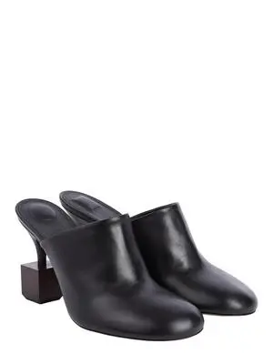 Jacquemus Bisou 90 Leather Mules - Black
