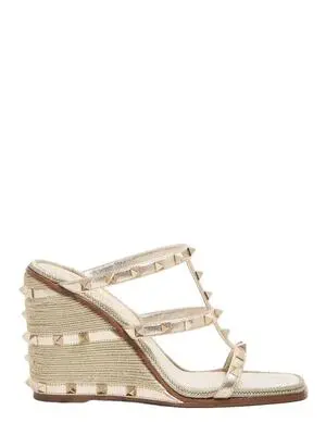 Valentino Garavani Valentino Garavani Rockstud Wedge Sandal Platinum