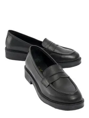 FOREVER & ALWAYS SHOES Bree Platform Leather Loafer - Black Leather