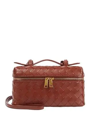 Bottega Veneta Intrecciato Leather Vanity Bag - Brown