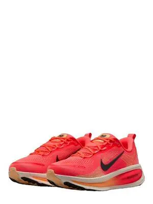 Nike Vomero 18 Sneakers - Hot Lava/black