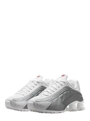 Nike Shox R4 Sneaker - 101 White/m Silv