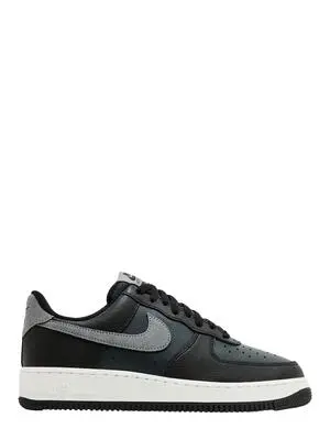 Nike Air Force 1 '07 LV8 Sneakers Black