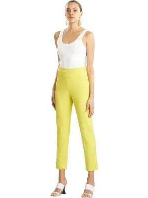 Natori Stretch Texture Jacquard Ankle Pants - Yellow