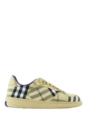 Burberry Terrace Sneakers Beige