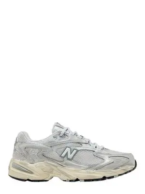 NEW BALANCE 725v1 Sneakers - Silver