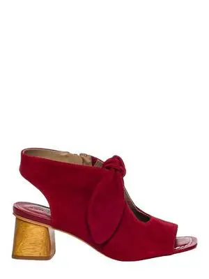 Bernardo Lizzie Sandal - Dark Red