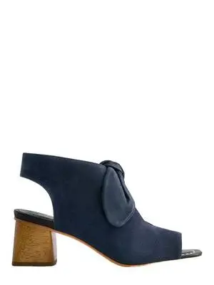 Bernardo Lizzie Sandal - Navy