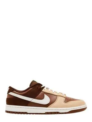 Nike Dunk Low Sneakers - Brown