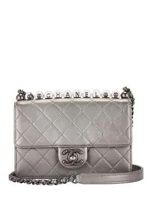 CHANEL Chanel Lambskin Chic Pearls Flap Bag