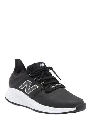 NEW BALANCE Fresh Foam Roav V2 Spikeless Golf Shoe - Black