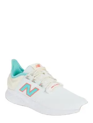 NEW BALANCE Fresh Foam Roav V2 Spikeless Golf Shoe - Seashell