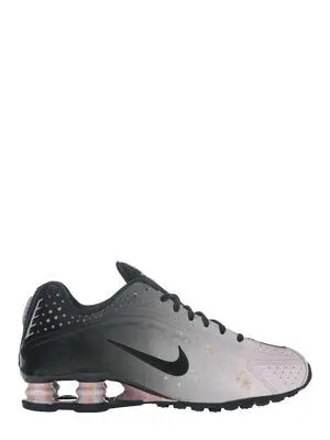 NIKE Shox R4 Sakura