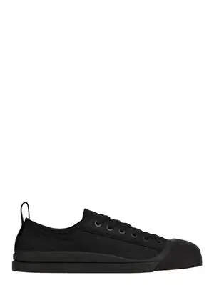 Bottega Veneta Stylish Skateboarding Low Top - Black