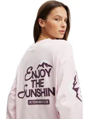 Cotton:on Active Long Sleeve Graphic Crew - Cherry Dream Outdoors Club