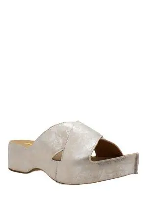 VOLATILE Edith Platform Sandals - Silver