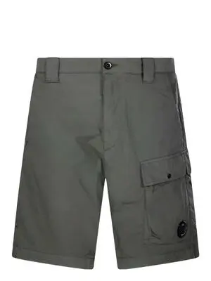 C.P. COMPANY Lens-detail Cargo Shorts - Green