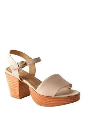 FORTRESS Fortress Hannah Platform Clog Sandal Sand