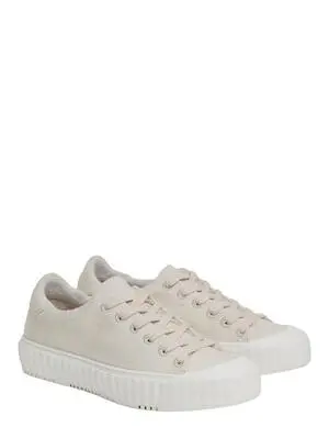 CELTIC & CO. Lace Up Canvas Low Top Sneakers