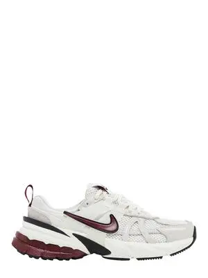 Nike V2k Run Se Sneakers - White