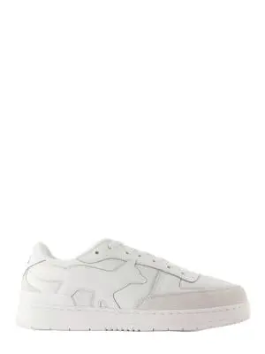 Maison Kitsuné Chiru Low-top Sneakers - White